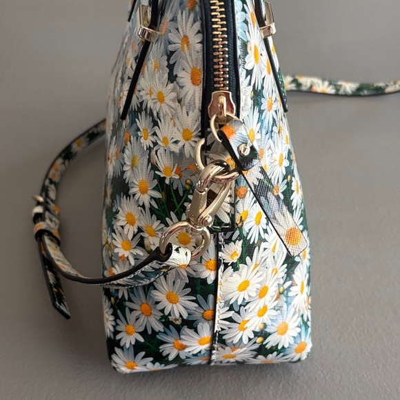 kate spade | Bags | Kate Spade Cedar Street Maise Daisy Handbag | Poshmark